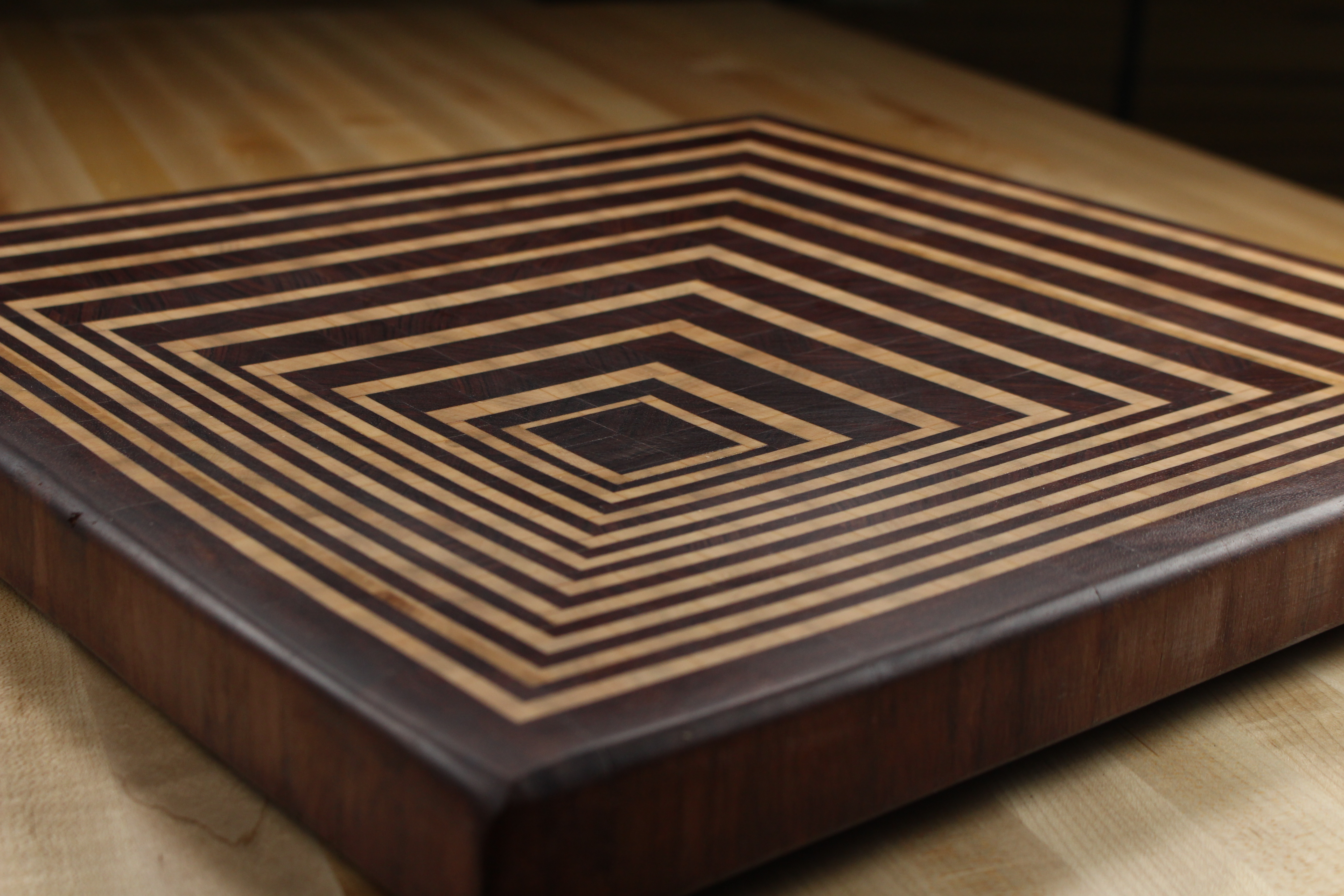 4 Simple Tricks For An Eye Catching Wood Cutting Board Woodworkers 