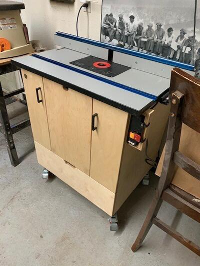 Router Table Cabinet