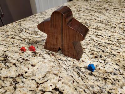 Shedua Giant Meeple