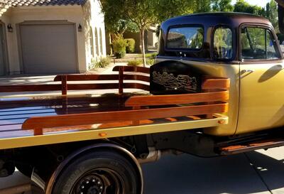 Stake bed truck rails